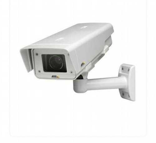 IP-Камера видеонаблюдения axis P1344-E