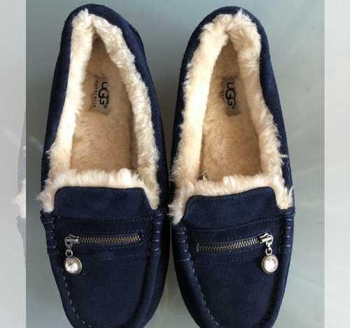 UGG лоферы (мокасины) на меху 38- 39