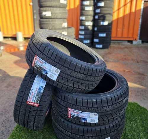 RoadX RX Frost WU02 255/45 R19 104V