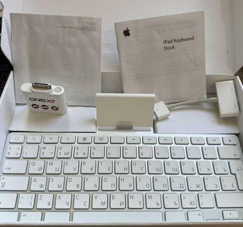 Клавиатура Apple Keyboard Dock 1359 для iPad 1,2,3