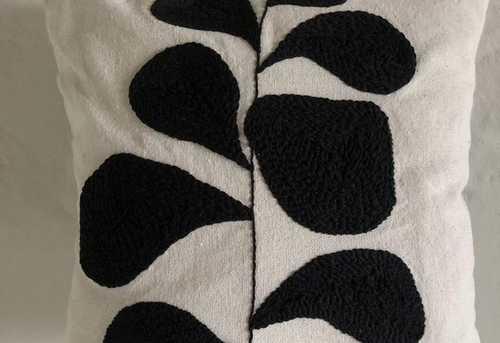 Наволочка декоративная ковровая вышивка