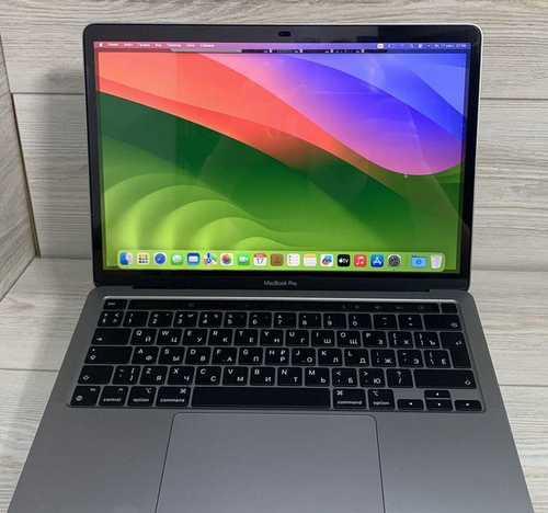 MacBook Pro 13 m1 8/256 2020