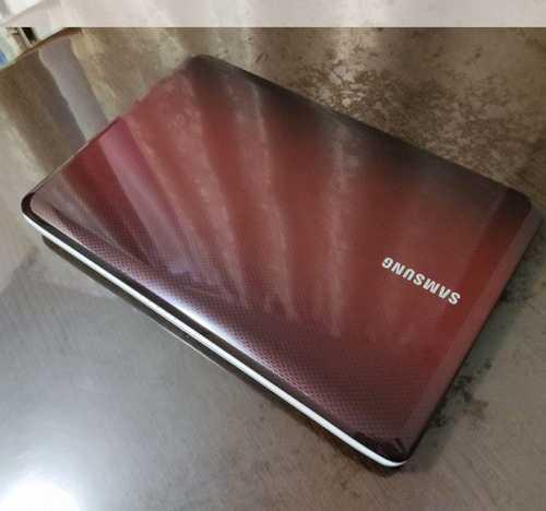 Ноутбук Samsung R530