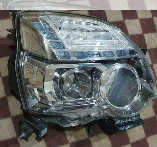 Фара передняя правая Nissan X-Trail T31 260253UF5A