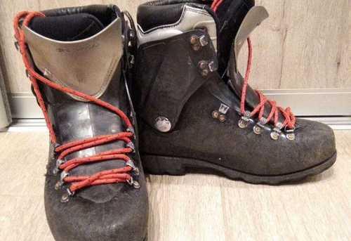 Альпинистские ботинки Scarpa Vega