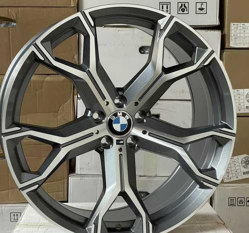 Колеса на Bmw X5 X6 G05 G06 R21 зимние