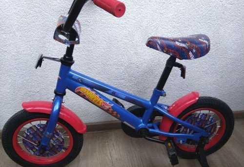 Детский велосипед Hot Wheels