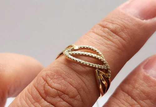 Золотое кольцо 585 пробы фианиты 17р 1,69
