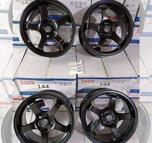 Литые диски Advan RS 7×R16 4×100