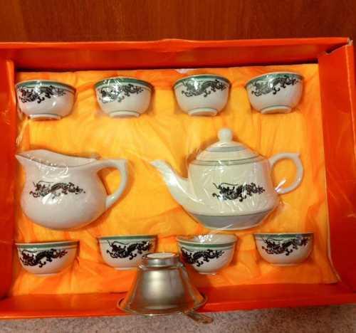 Фарфоровый сервиз