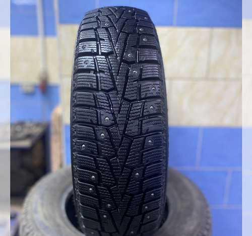 Roadstone Winguard WinSpike 185/65 R15 92T