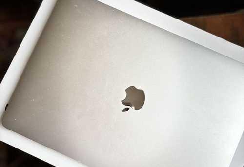 Apple MacBook Air 13, M1