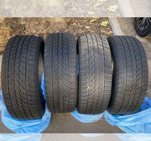 Toyo Winter Tranpath S1 235/55 R18