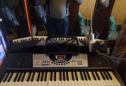 Синтезатор Elenberg MS-6140, с бп и микрофоном