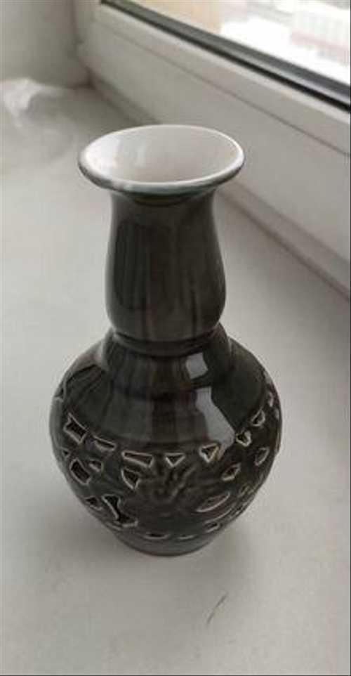 Мини ваза из селадона (Северная Корея). кндр