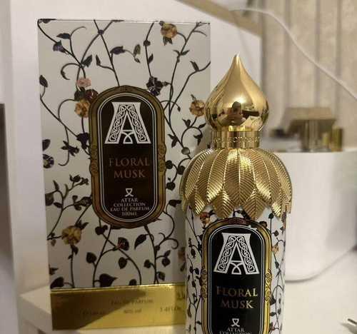 Attar floral musk