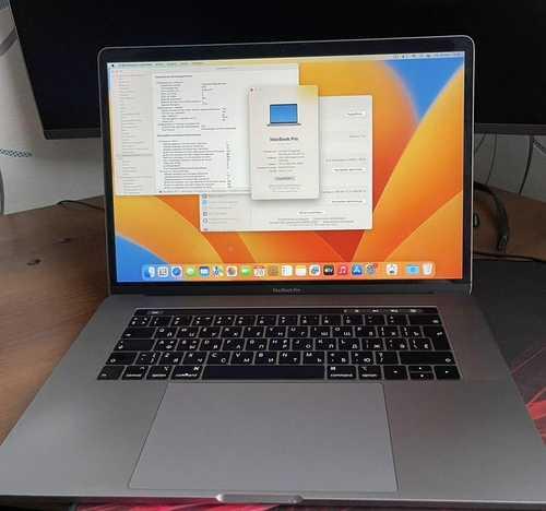 Apple macbook pro 15 2018 i7/16/512