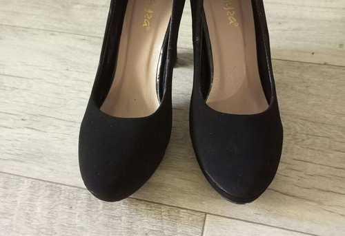 Туфли женские черные 37 размер на высоком каблуке