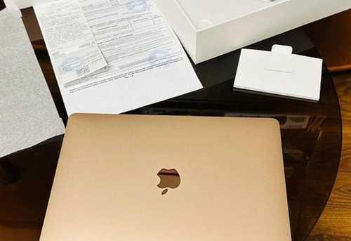 Apple MacBook Air 13 (2020,M1) золотистый 8/256Gb