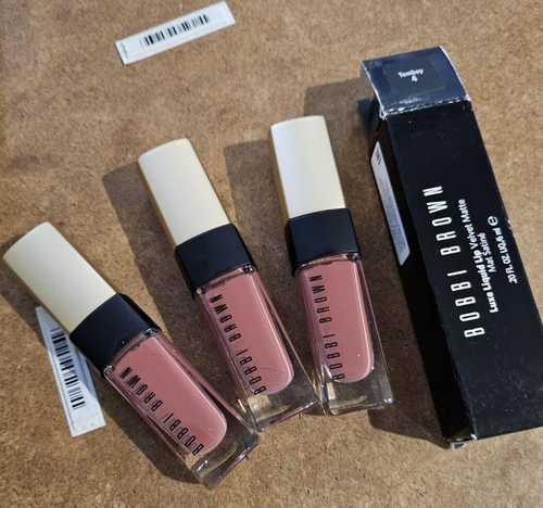 Помада для губ 4 Tomboy. Bobbi Brown