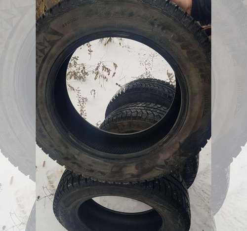 Bridgestone Blizzak DM-V1 6.95/10 R15