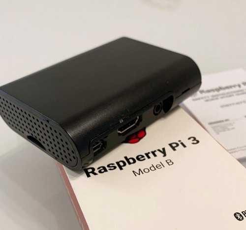 Raspberry Pi 3 Model B, 1 GB RAM