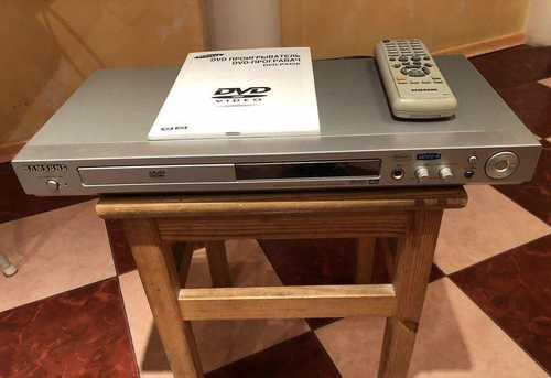 DVD плеер с караоке Samsung DVD-P445K