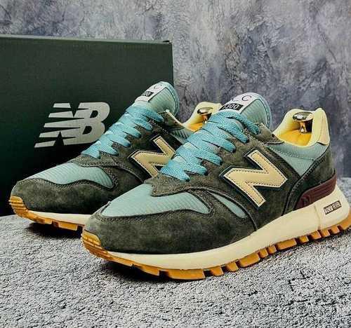 Кроссовки New Balance 1300