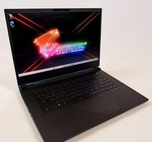 Идеальный Aorus QHD 2K 165Гц I7-13700H/RTX4060 8Gb