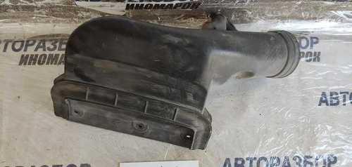 Воздухозаборник (внутри) Hyundai NF (NF) NF 2004-2