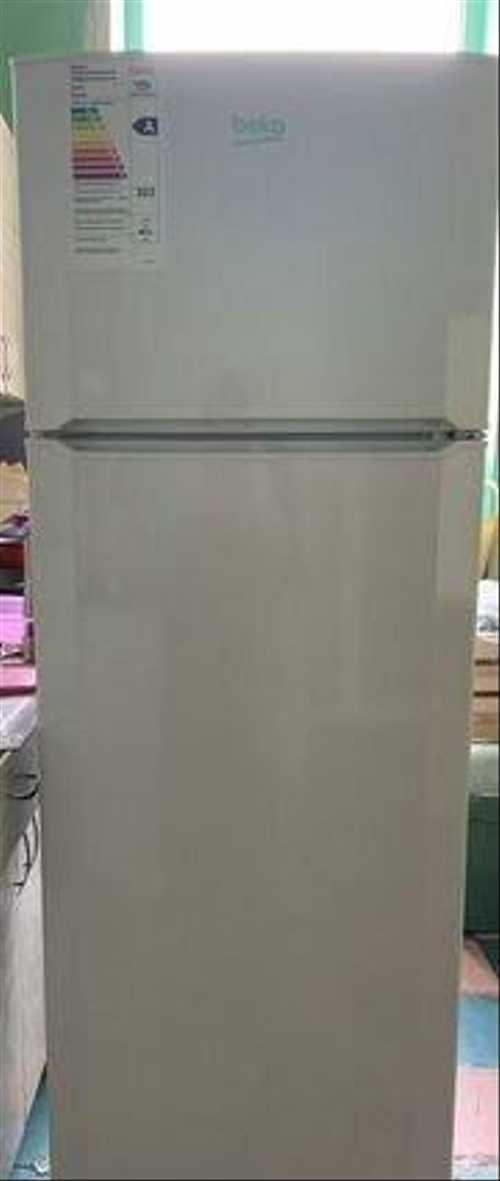 Холодильник Beko 160см(почти новый)