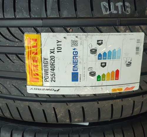 Pirelli Powergy 255/40 R20 100Y