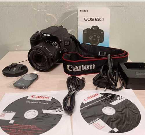 Зеркальный Canon 650 D в идеальнейшем состоянии