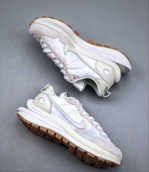 Кроссовки Nike x Sacai vaporwaffle новые