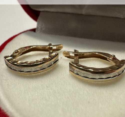 Золотые серьги 585 1.28 гр