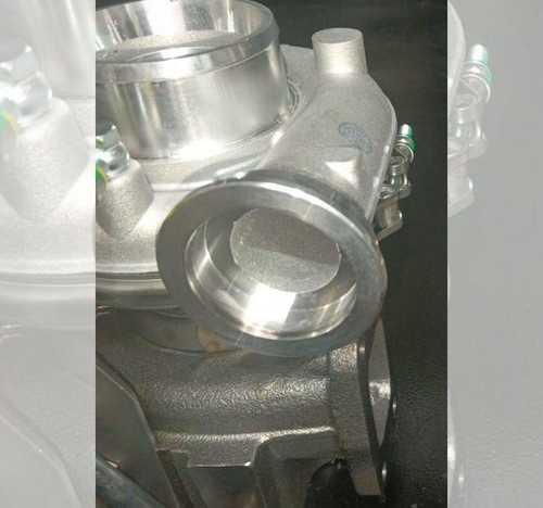 Турбокомпрессор Deutz 04298495