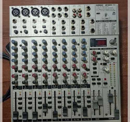 Микшерный пульт Eurorack Behringer ub1622fx-pro