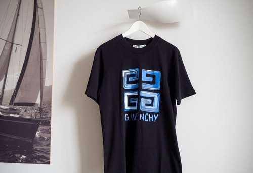 Футболка Givenchy