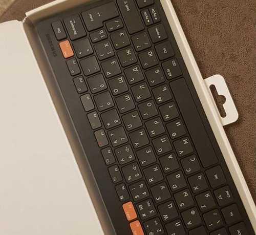 Клавиатура Samsung smart keyboard trio 500