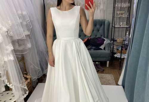 Свадебное платье новое размер 42-46