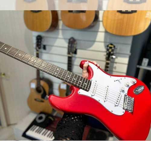 Электрогитара Fender Squier Stratocaster