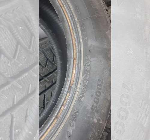 Bridgestone Ice Cruiser 7000 205/55 R16