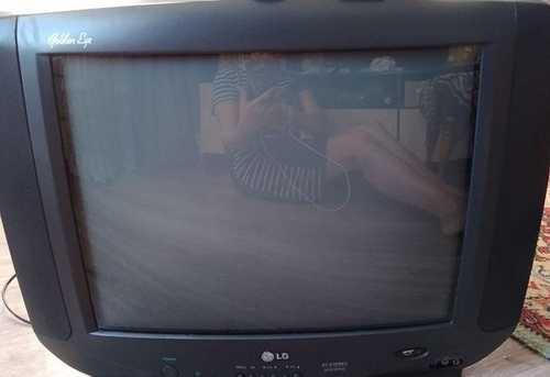 Телевизор в удовлетворительном состоянии