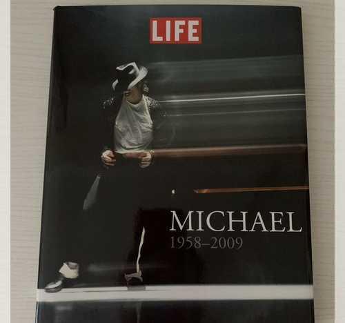 Life Michael Jackson. Книга на английском языке