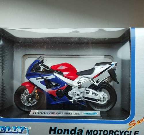 Honda CBR 900RR Fireblade 1/18 Welly