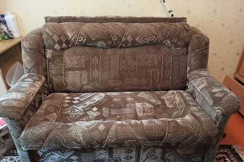 Малогабаритный диван бу