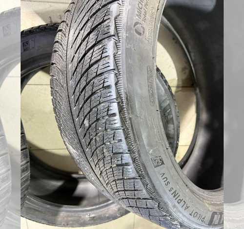 Michelin Pilot Alpin 5 SUV 285/40 R21 и 315/40 R21