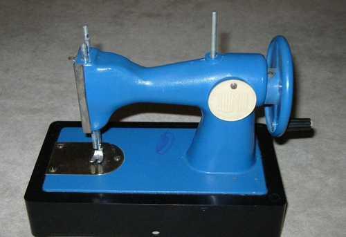 Детская швейная машина дшм-1В, СССР