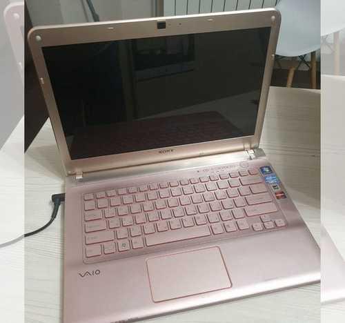 Ноутбук sony vaio sve14a1v1rp i5-2450,6/256gb