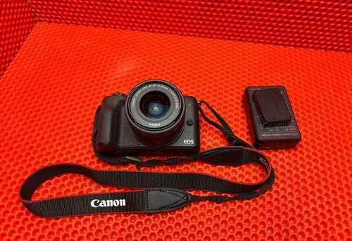 Зеркальный фотоаппарат Canon EOS M50